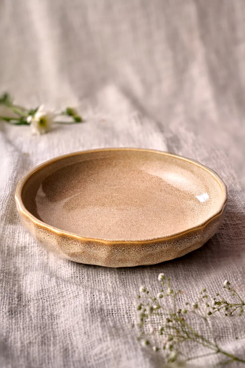 Rustic Facet and Flow Collection Small Serving Bowl (1 Unit)